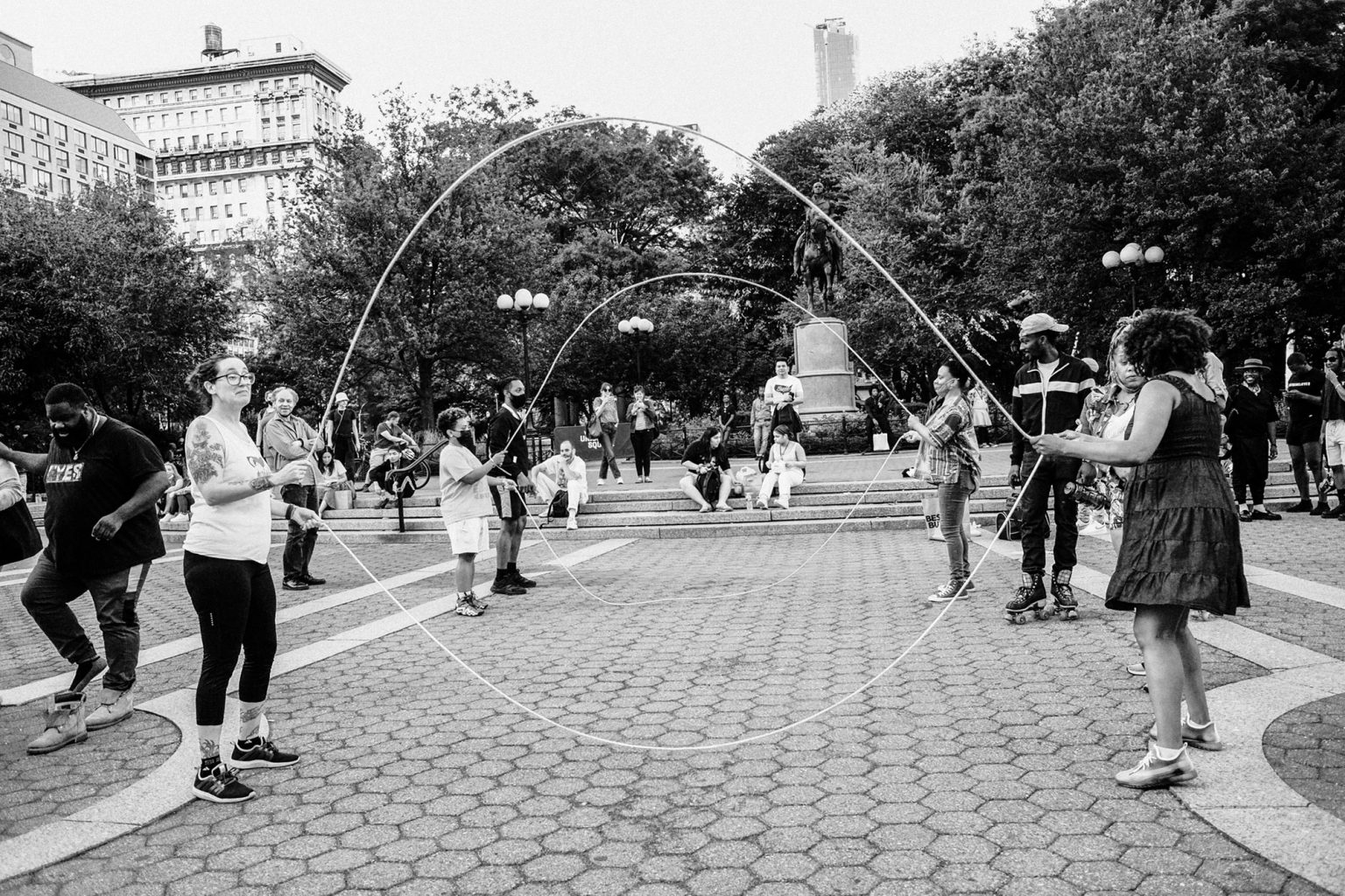 Girls Who Fly: Double Dutch Photos by Chris Facey | The Daring